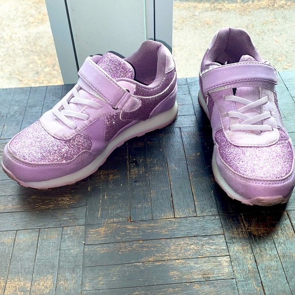 Shoes | Young Girls Purple Glitter Effect Velcro Running Shoe | Poshmark